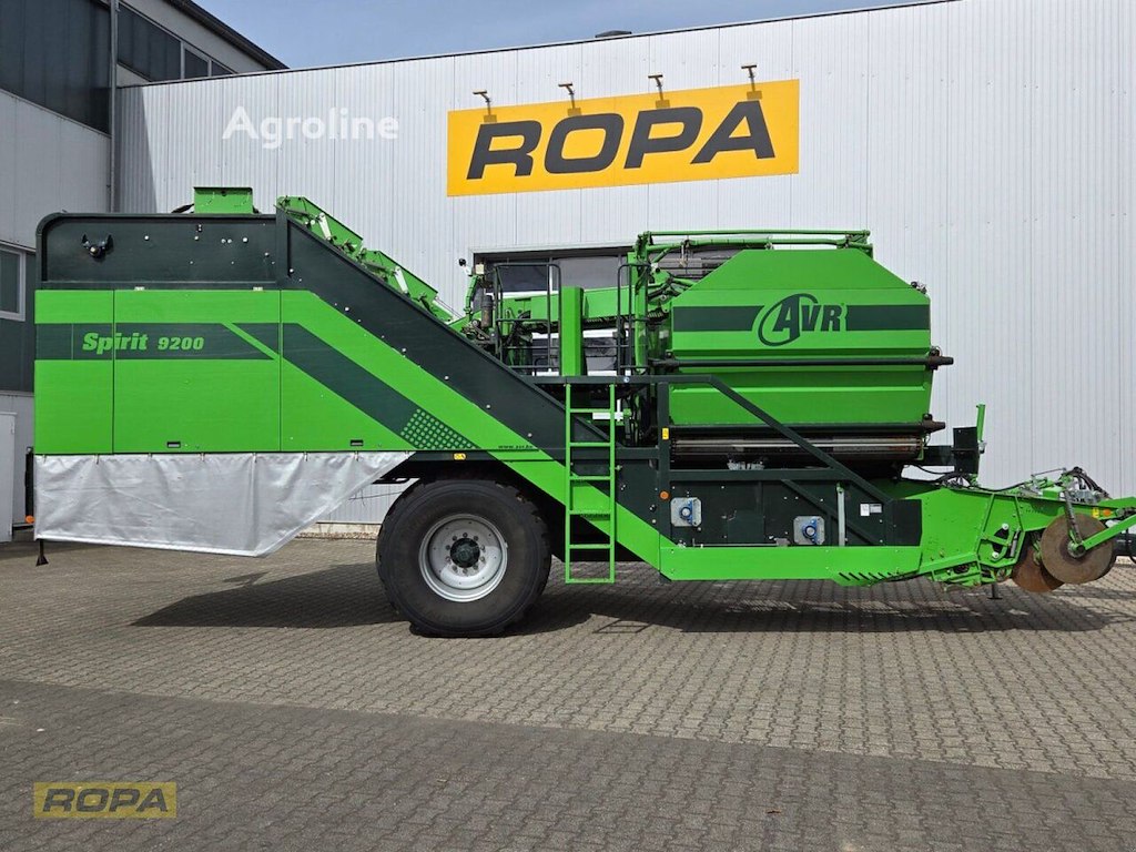 AVR Spirit 9200 kombajn za krompir