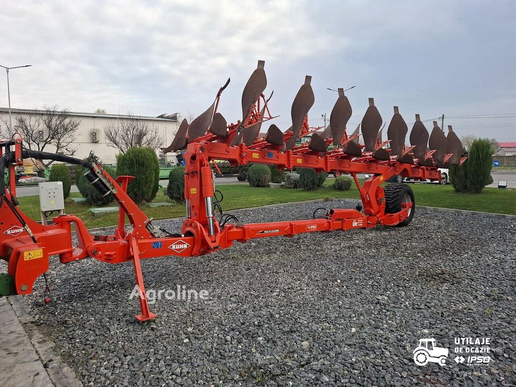 Kuhn Multi-leader 8T reverzibilni plug