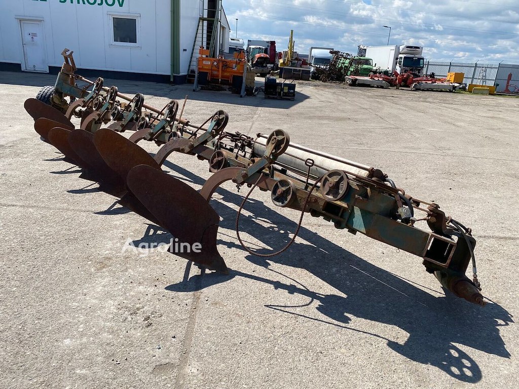 PH1-243 VIN 198 plug