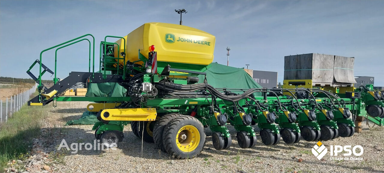 John Deere DB 55 pneumatska precizna sejalica