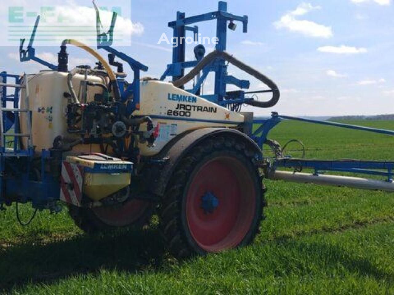 Lemken eurotrain 2600 tc vučena prskalica