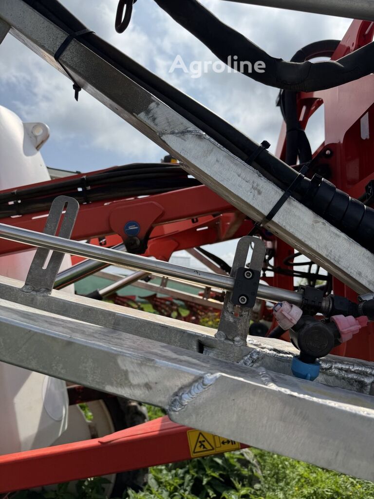 Kuhn Lexis 3000 vučena prskalica