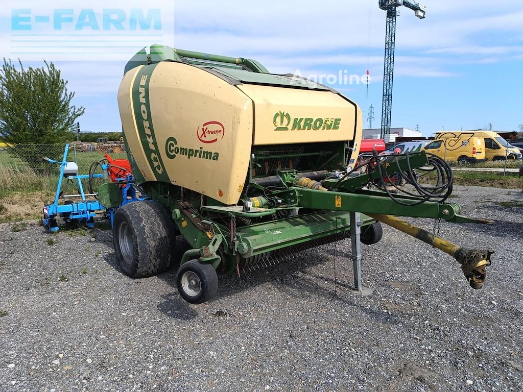 Krone comprima v 150 xc balirka za četvrtaste bale