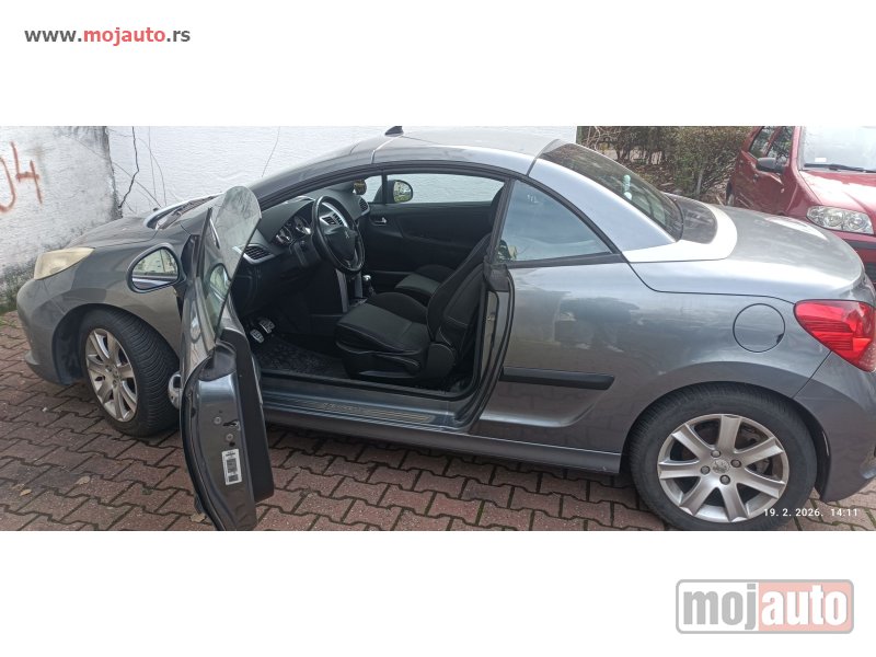 Peugeot 207 CC