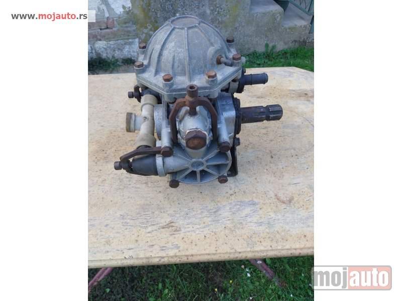 Agromehanika pumpa i regulator pritiska
