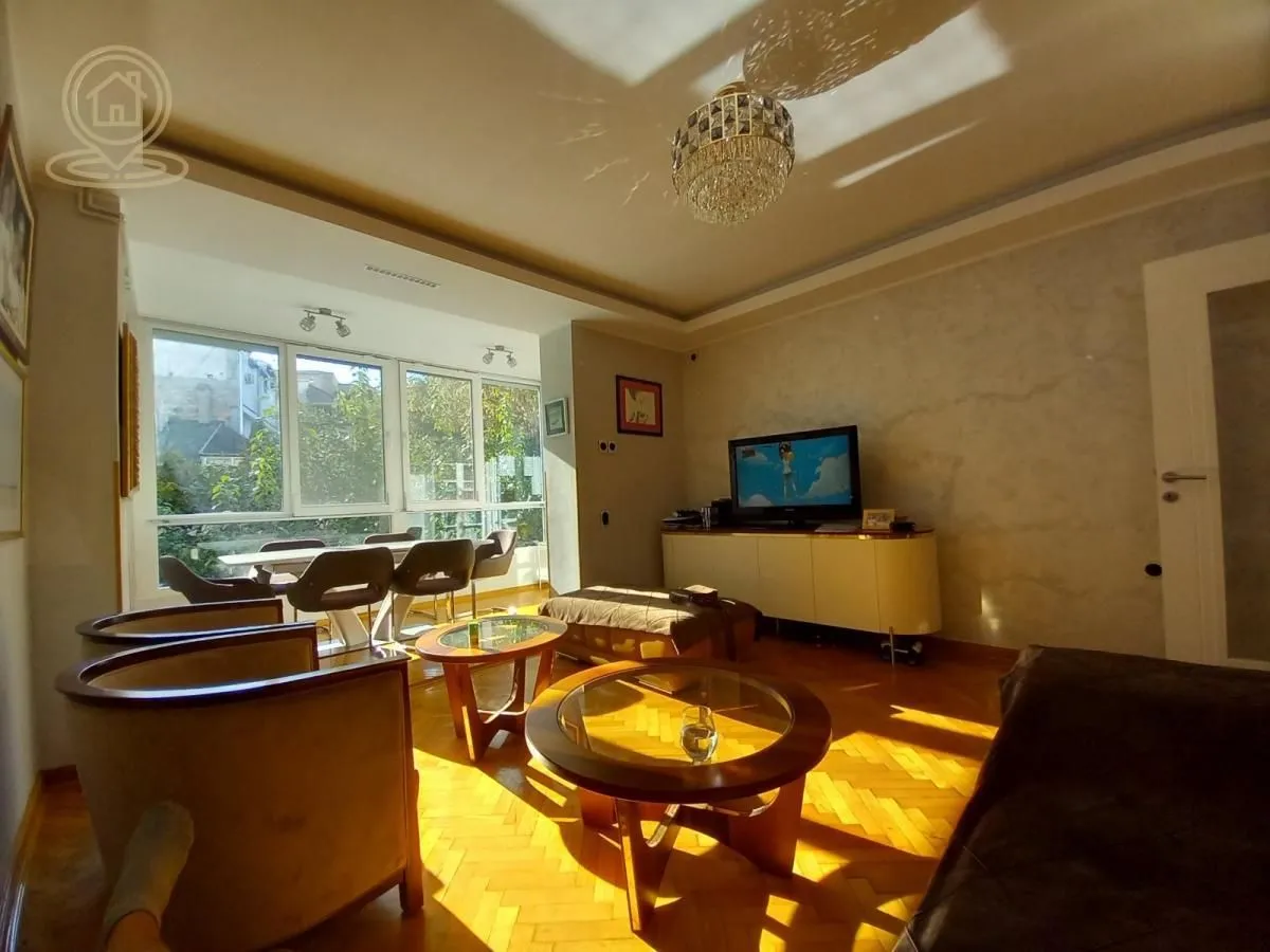 Izdavanje, trosoban stan, 85m², Stari grad, Novi Sad