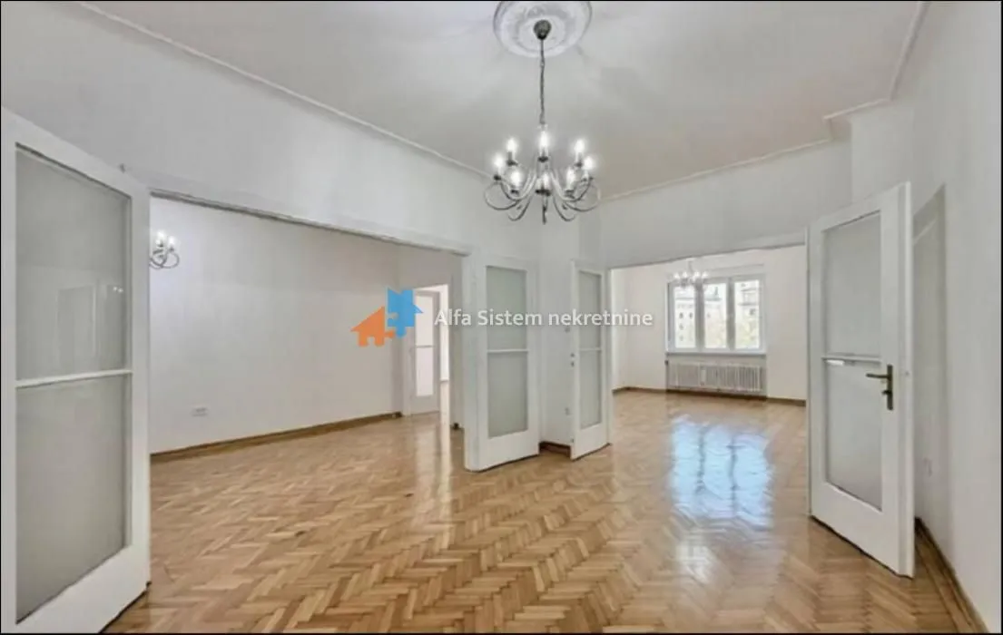 Izdavanje, stan, 136m², Stari Grad, Beograd