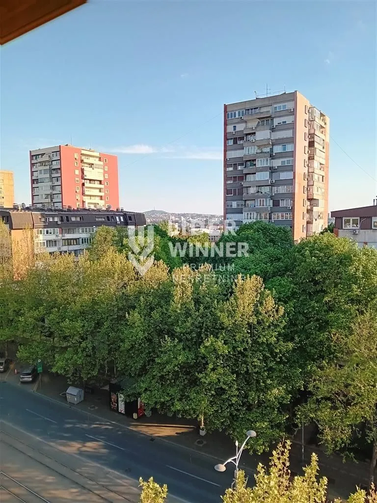 Prodaja, trosoban stan, 58m², Lion, Zvezdara Sve Podlokacije