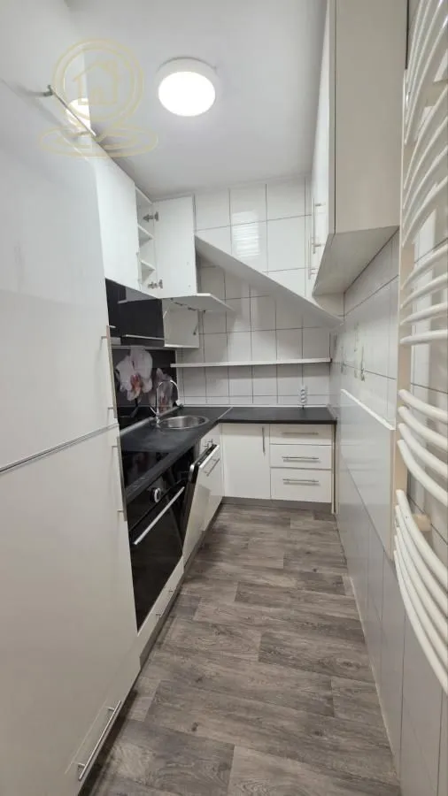 Prodaja, četvorosoban stan, 90m², Grbavica, Novi Sad Sve Podlokacije