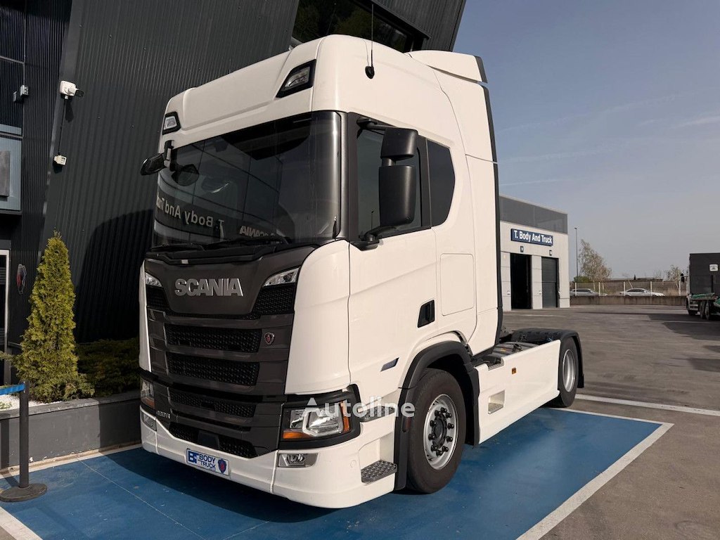 Scania R 460 A4x2NA tegljač