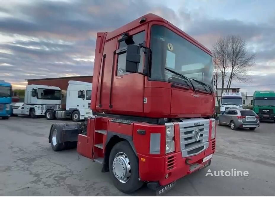 Renault Magnum 480 Mack tegljač