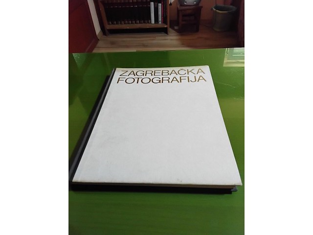 ZAGREBAČKA FOTOGRAFIJA
