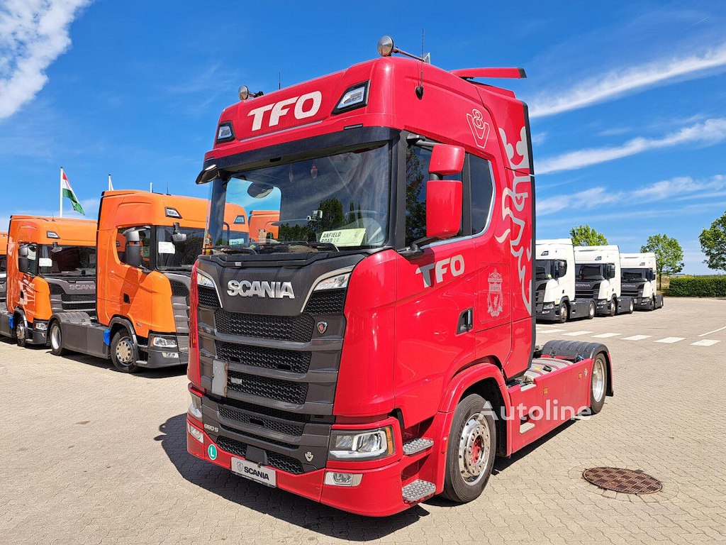 Scania S 660 A4x2EB tegljač