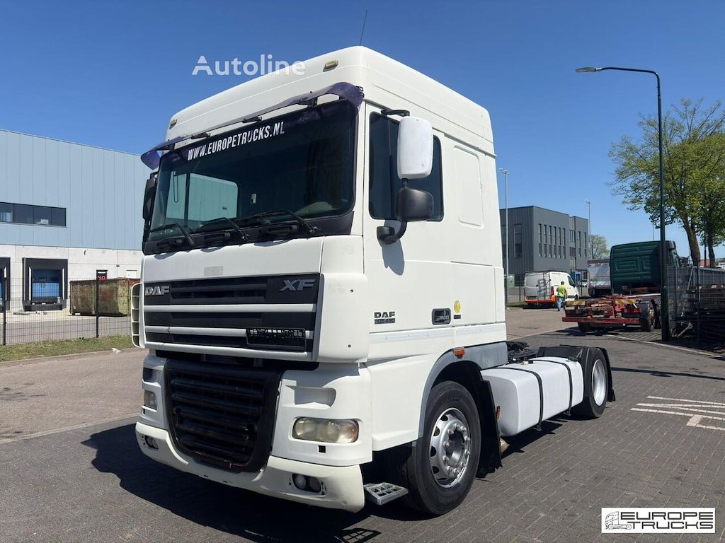 DAF XF105.460 Steel/Air - Automatic - 2 Tanks - Spacecab tegljač