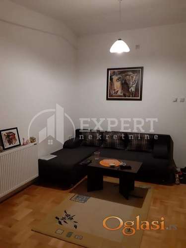 2.5, Centar, Kej