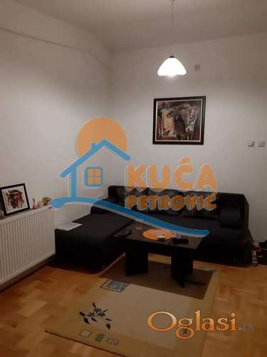 2.5, Centar, Kej