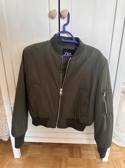 Bomber jakna Zara
