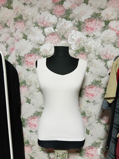 H&M rebrasta majica