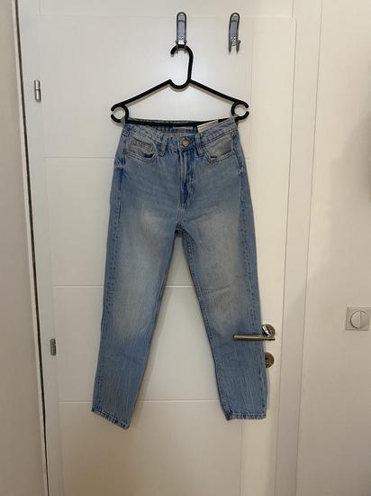 Bershka mom fit farmerke