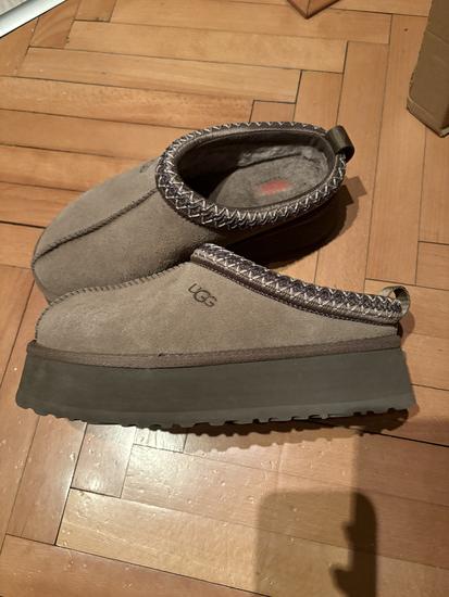 Ugg Tuzz