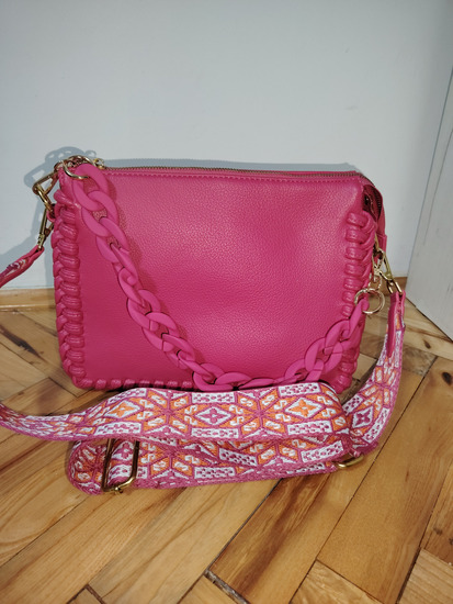 Pink torbica