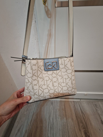 Calvin Klein original torbica kao nova