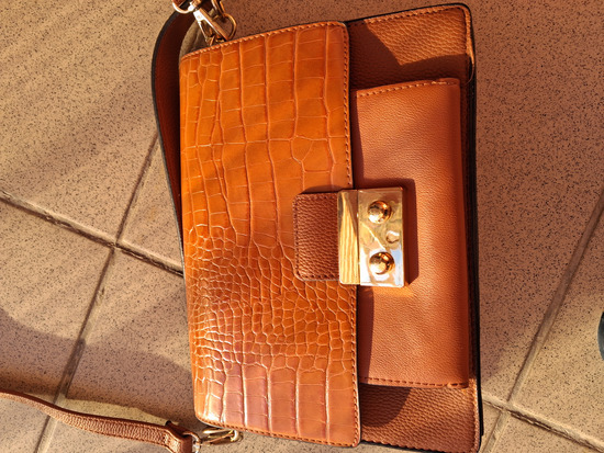 Stradivarius kamel torba torbica kao nova