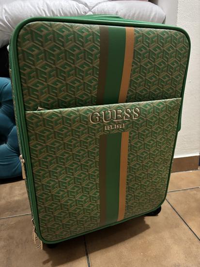 Guess kofer