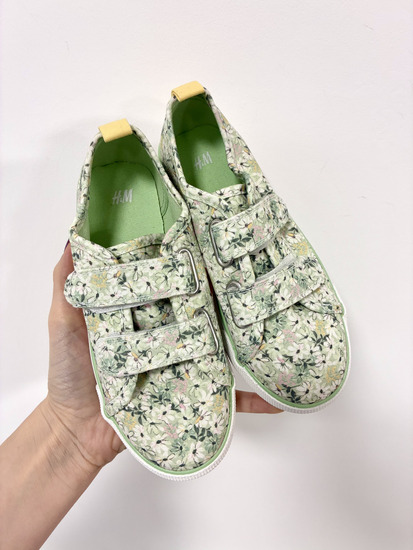 H&M platnene cvetne patike