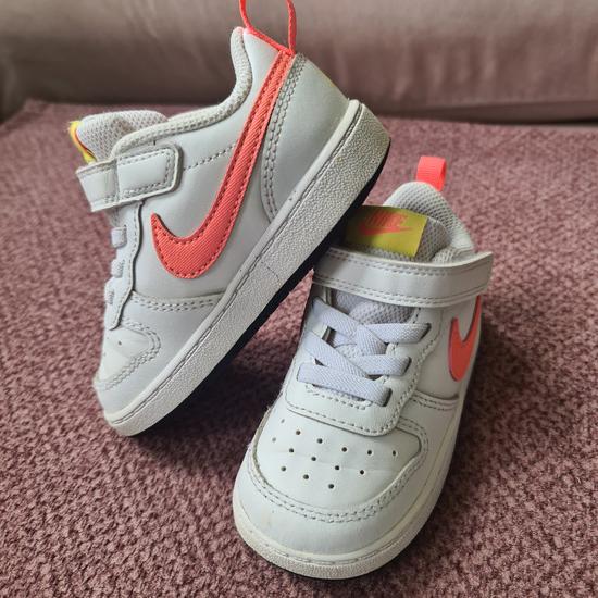Nike patike za devojcice 23.5
