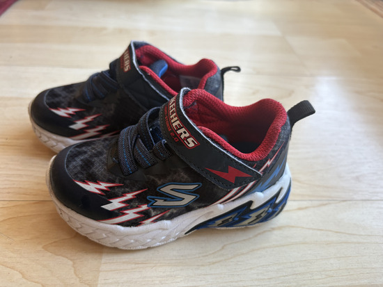 Skechers patike