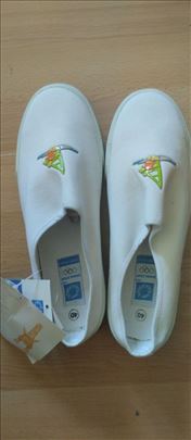 Nove espadrile broj 40