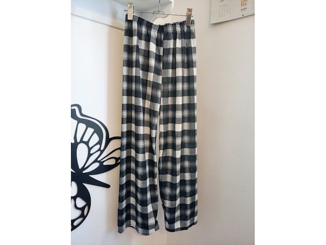NOVE letnje ženske karirane pantalone na gumu S/M