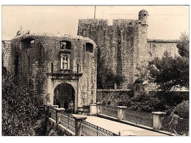 DUBROVNIK ,putovala 1957.