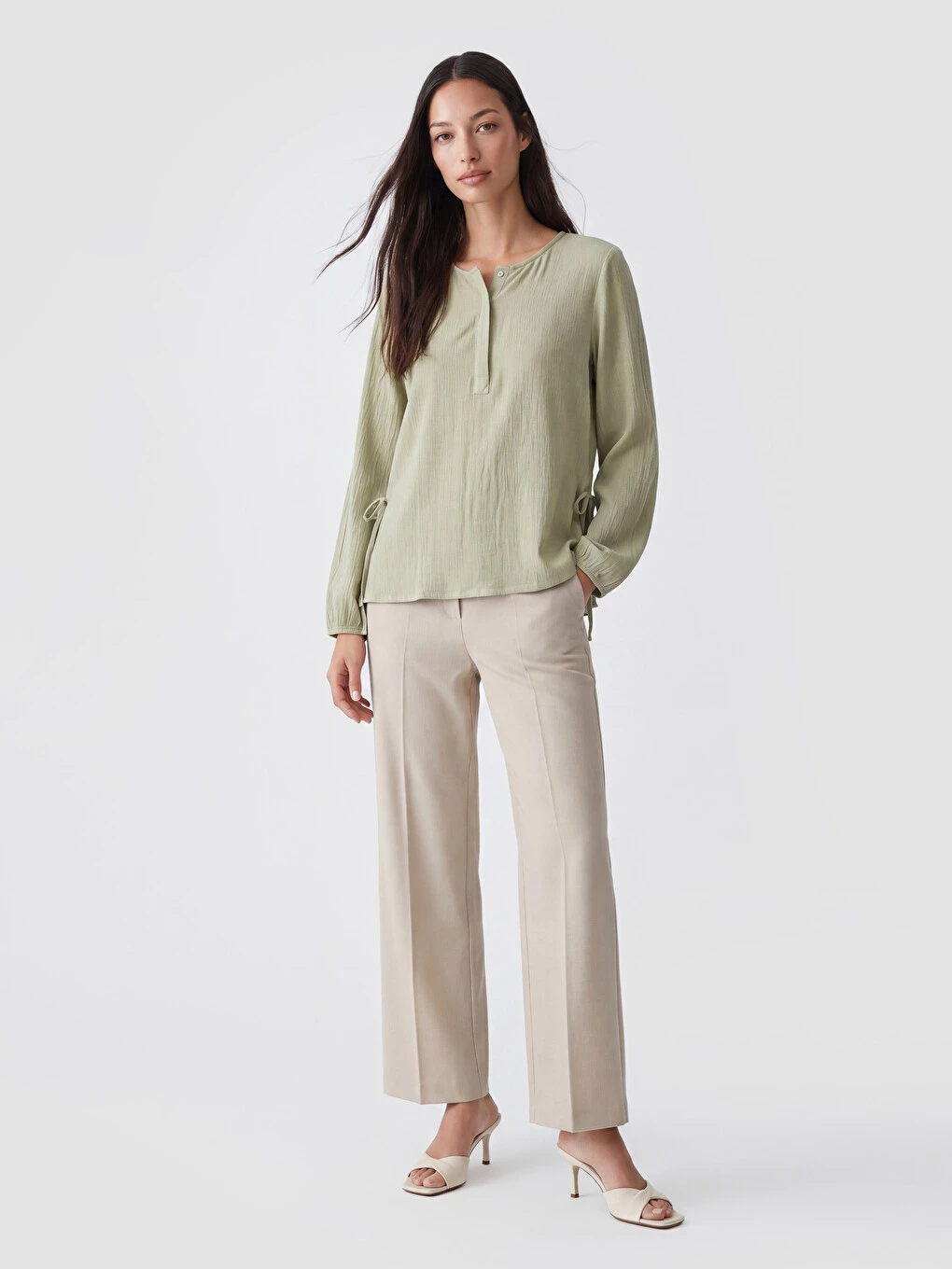 LCWAIKIKI Classic Bluza Sa Okruglim Izrezom, Na Pertlanje, Teksturisana
