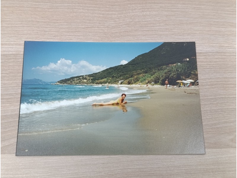 Fotografija dama na plaži