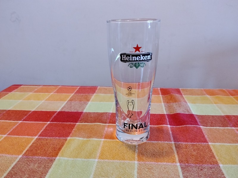 Čaša 0.3 Hajneken Liga šampiona 2015.