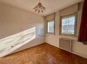 Prodaja Stan - Beograd, Voždovac: Beli Potok - Pinosava - Zuce