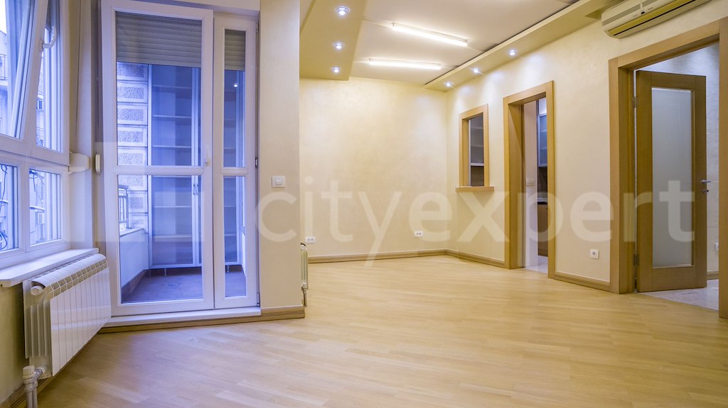 Poslovni prostor za izdavanje BEZ PROVIZIJE: Ostalo, 58m², Stojana Protića, Vračar - 750€