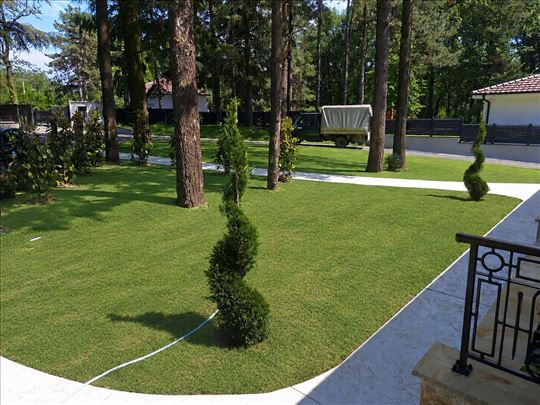 Košenje trave - kompletno uređenje i održavanje