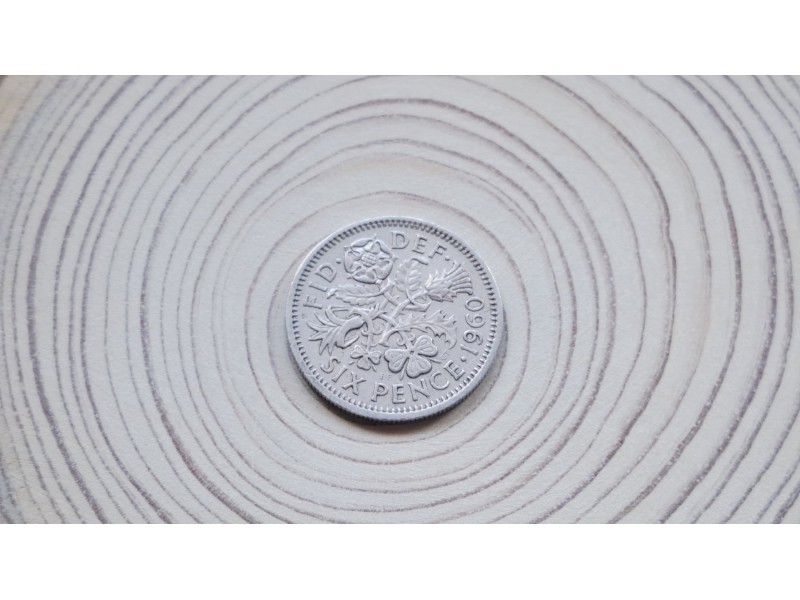 VELIKA BRITANIJA SIX PENCE 1960 GODINA