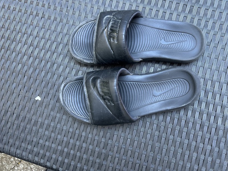 Nike papuce 45