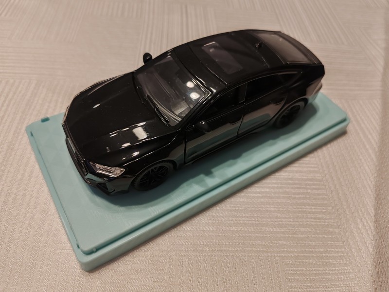 MODEL AUTO CRNI (NOVO)