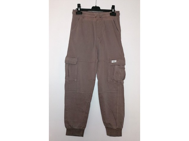 Donji deo trenerke Zara 152