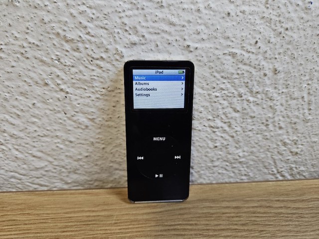 Original Apple iPod nano 1st Gen A1137 4GB Black