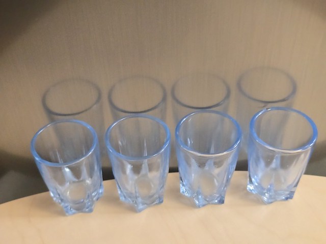 Čaša za kratka pića 5.5 cm visina 3.5 prečnik 4 komada