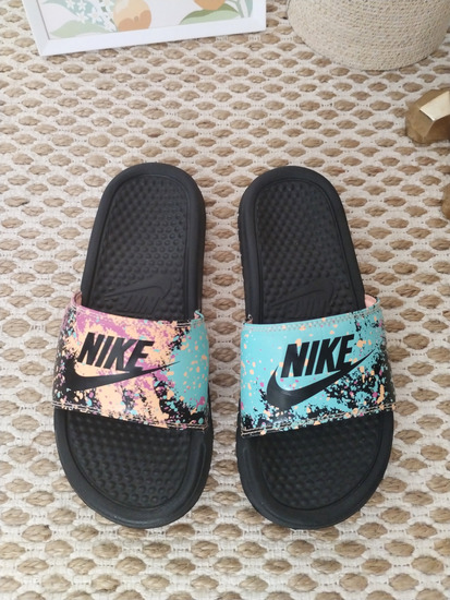 Predobre udobne Nike papuče 38-38,5