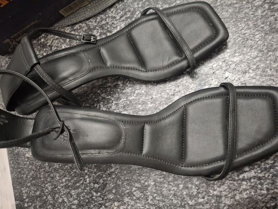 H&M sandale 38