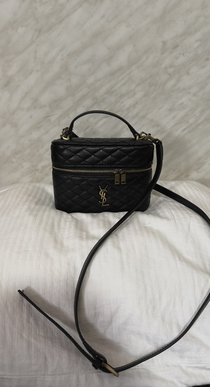 YSL torbica- gaby vanity SNIZENJE