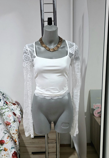    Nova Shein bluza